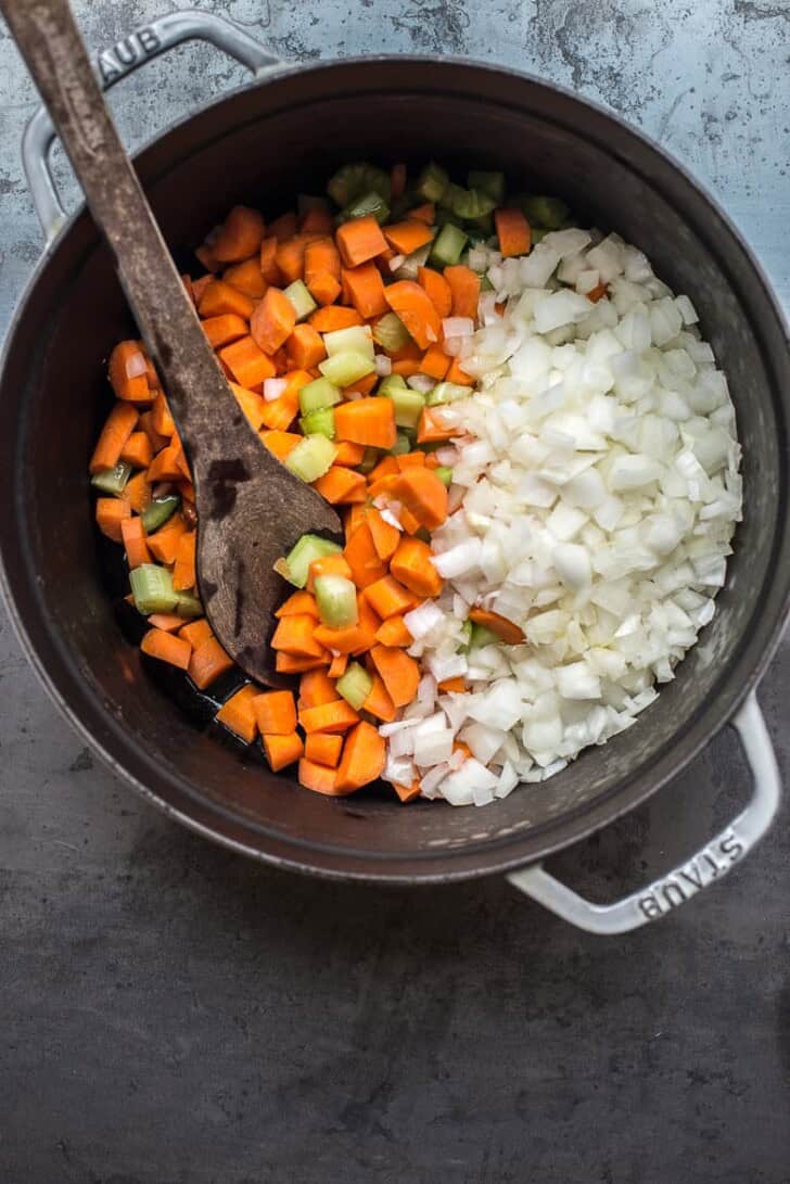 ITALIAN VEGETABLE SOUP - Sandra Valvassori