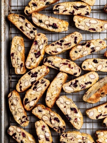 White Chocolate Cranberry Almond Biscotti - Sandra Valvassori