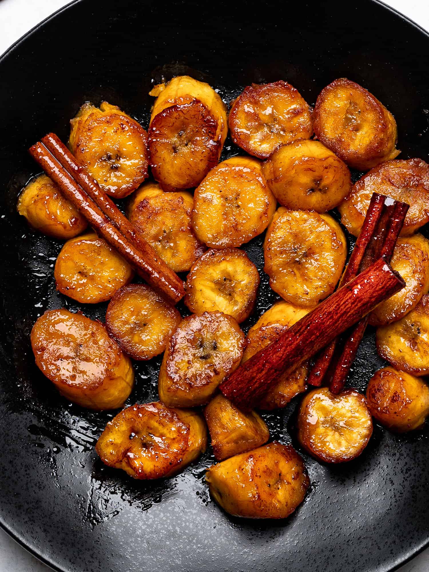 Plátanos Al Caldero (Caramelized Sweet Plantains) - Sandra Valvassori