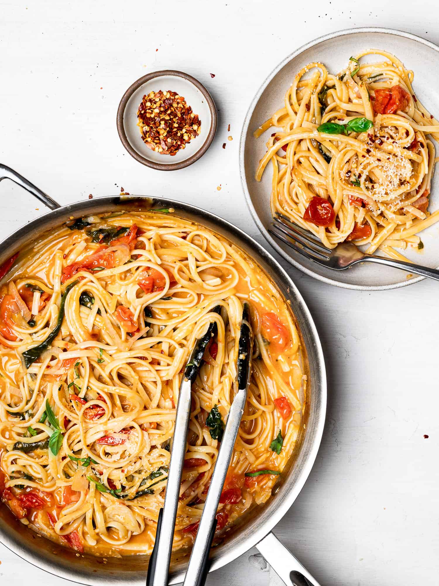 One-Pan Pasta - Sandra Valvassori