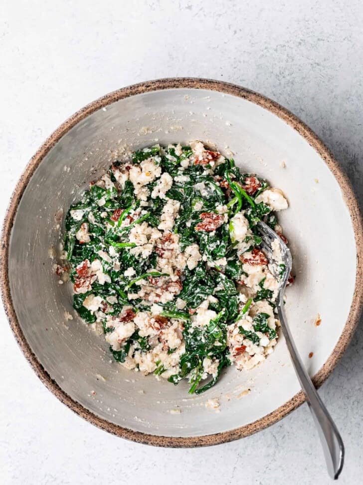 Spinach and Feta Stuffed Chicken - Sandra Valvassori