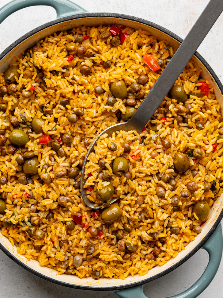 Arroz con Gandules (Rice with Pigeon Peas) - Sandra Valvassori